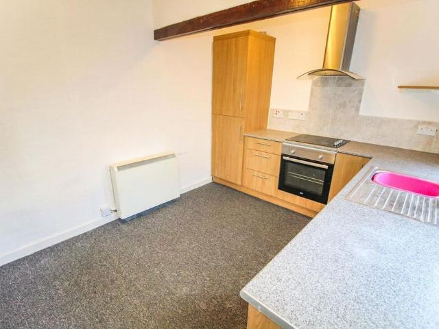 2 bedroom terraced house to rent