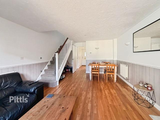 2 bedroom terraced house to rent
