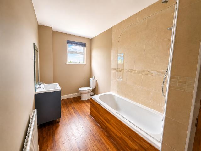 2 bedroom terraced house to rent