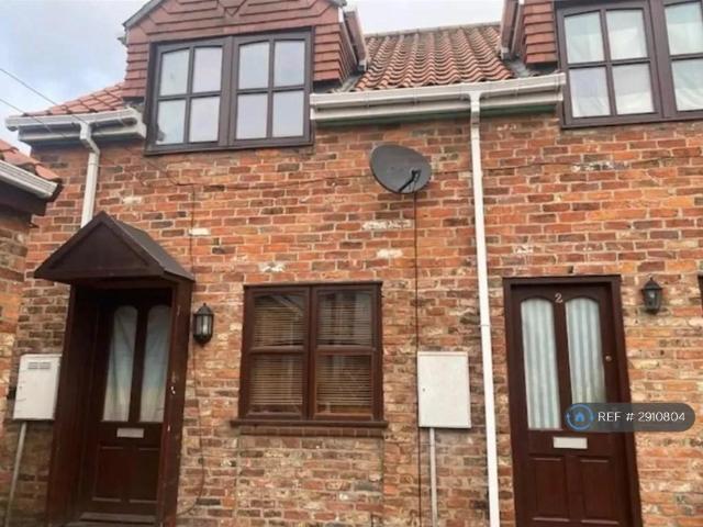 2 bedroom terraced house to rent