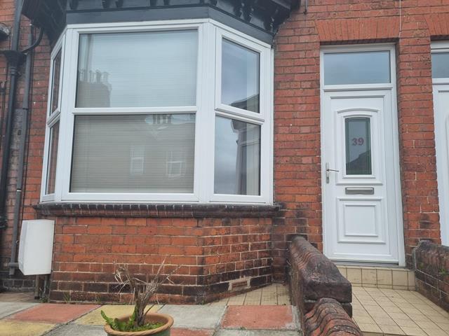 2 bedroom terraced house to rent