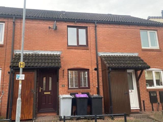 2 bedroom terraced house to rent