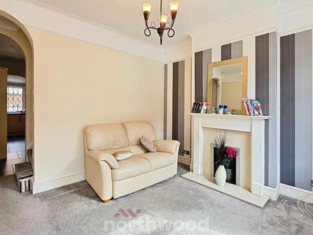 2 bedroom terraced house to rent