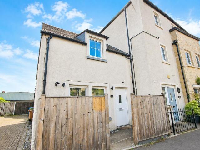 2 bedroom terraced house to rent