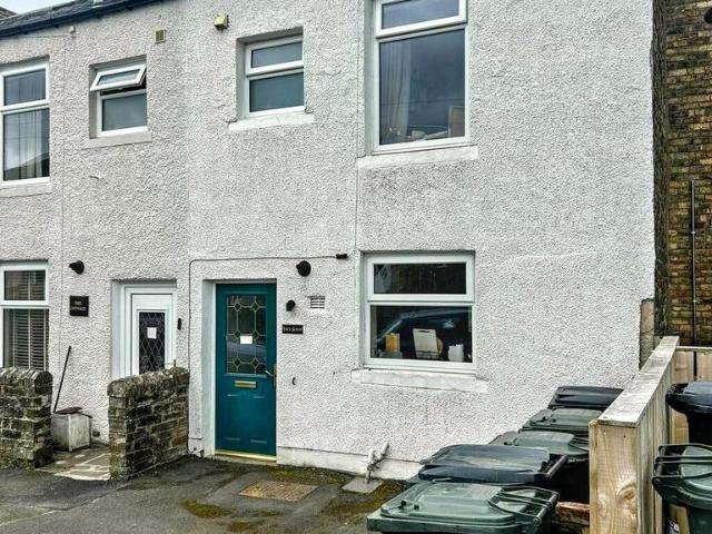 2 bedroom terraced house to rent
