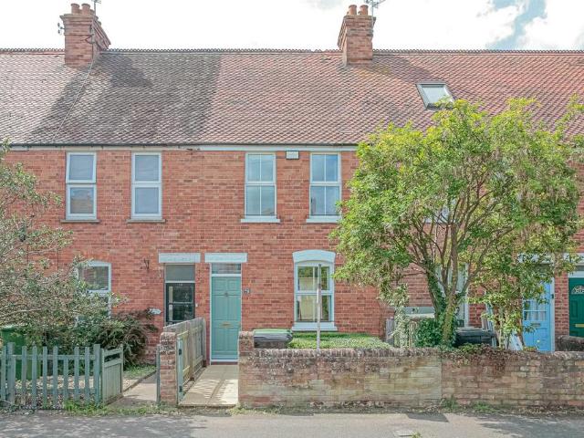 2 bedroom terraced house to rent