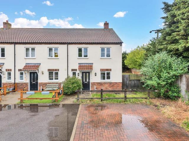 2 bedroom terraced house to rent