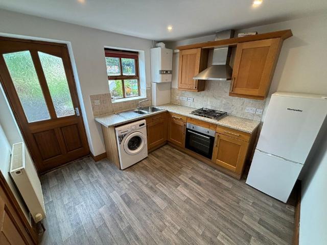 2 bedroom terraced house to rent
