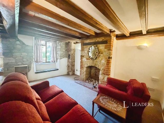 2 bedroom terraced house to rent