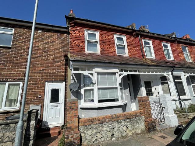 2 bedroom terraced house to rent