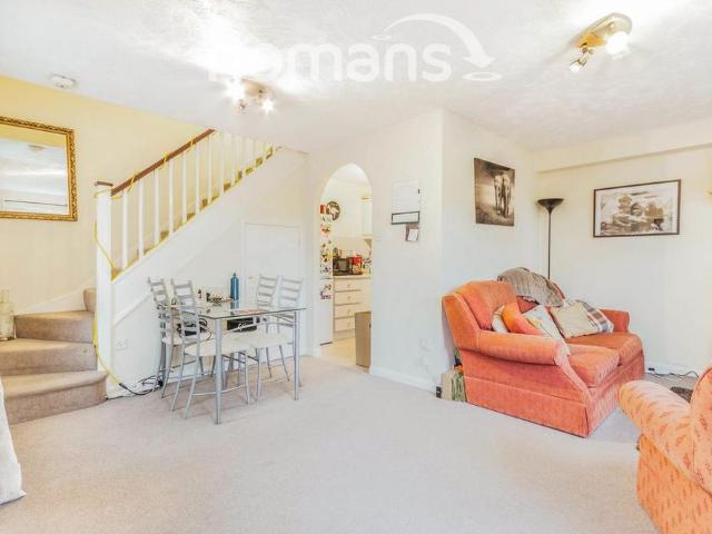 2 bedroom terraced house to rent