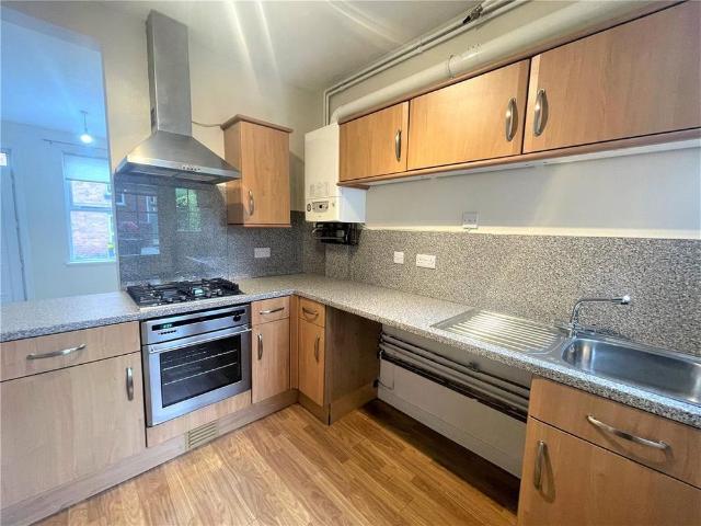 2 bedroom terraced house to rent