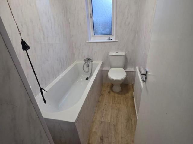 2 bedroom terraced house to rent