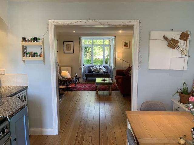 2 bedroom terraced house to rent