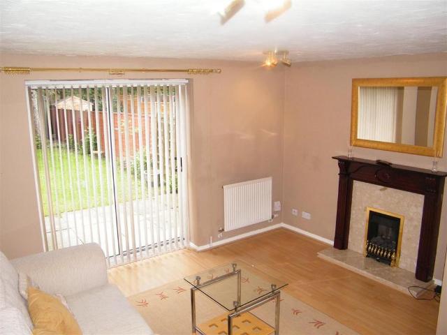 2 bedroom terraced house to rent