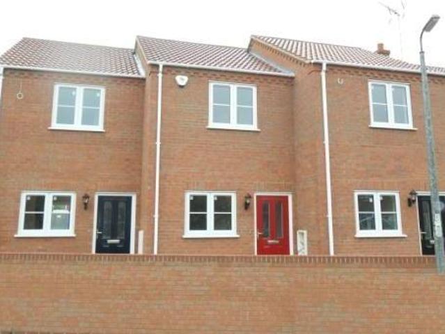 2 bedroom terraced house to rent