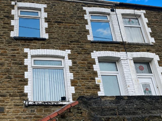 2 bedroom terraced house to rent