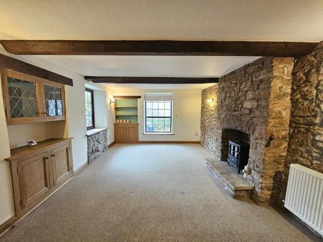 2 bedroom terraced house to rent
