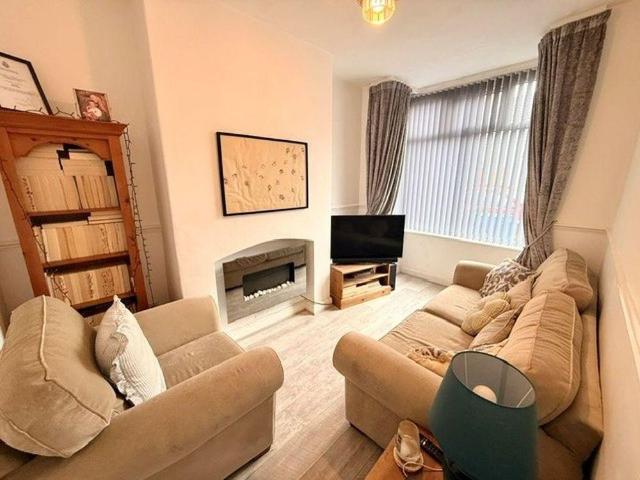 2 bedroom terraced house to rent