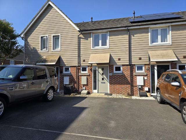 2 bedroom terraced house to rent