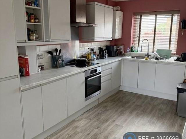 2 bedroom terraced house to rent