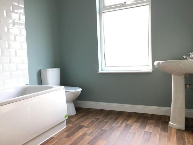 2 bedroom terraced house to rent