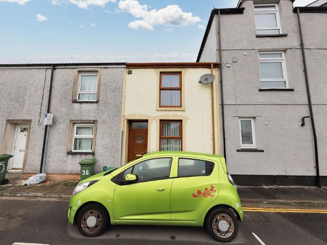 2 bedroom terraced house to rent