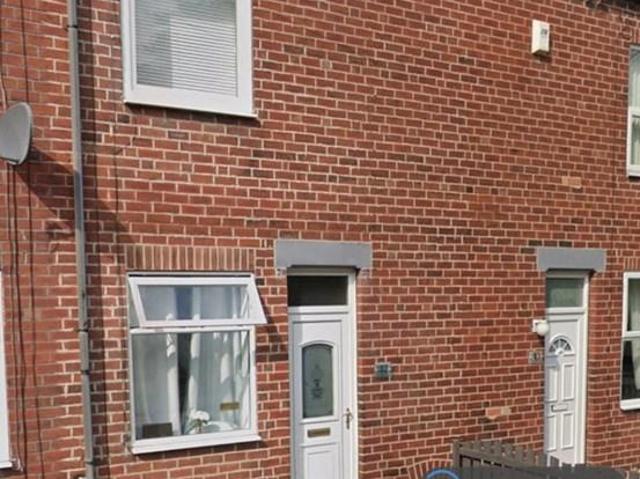 2 bedroom terraced house to rent