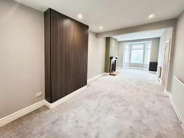 2 bedroom terraced house to rent