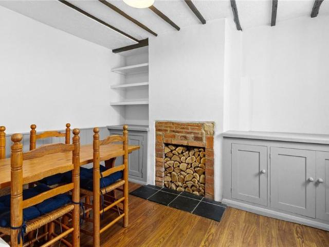 2 bedroom terraced house to rent