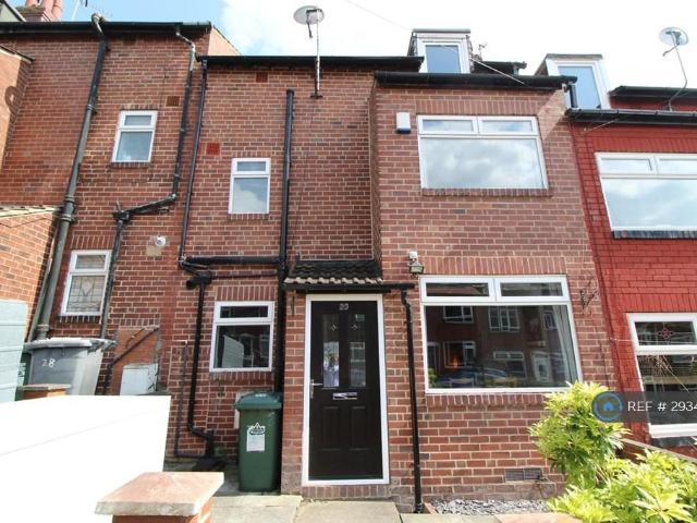 2 bedroom terraced house to rent