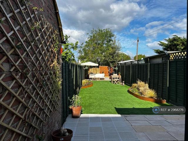 2 bedroom terraced house to rent