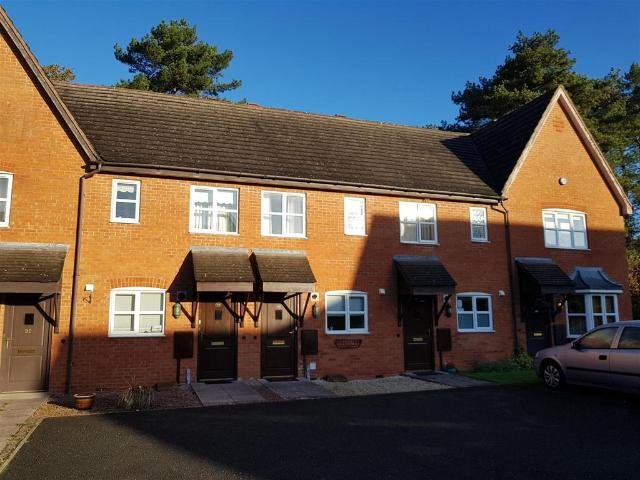 2 bedroom terraced house to rent