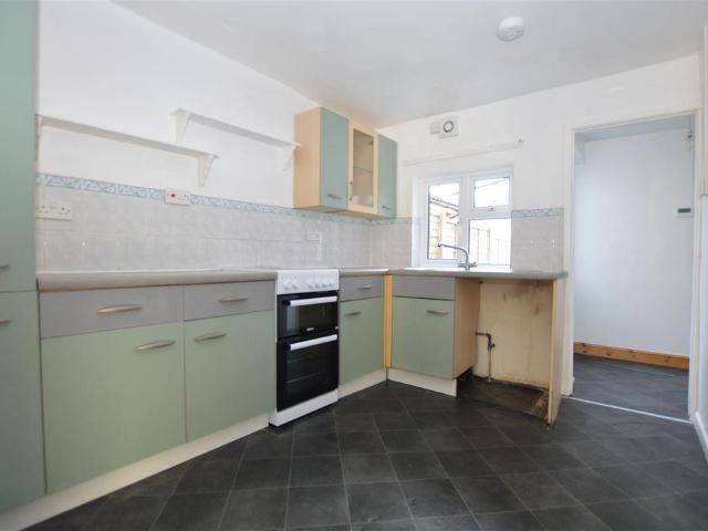 2 bedroom terraced house to rent