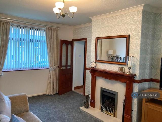 2 bedroom terraced house to rent