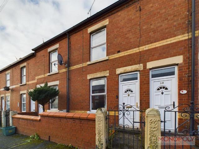 2 bedroom terraced house to rent