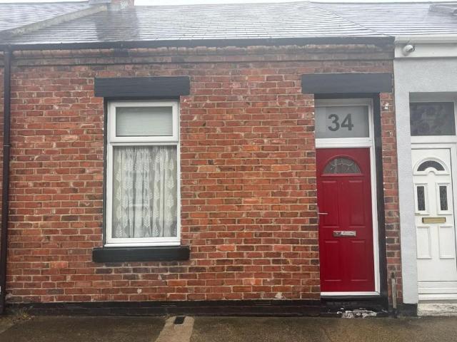 2 bedroom terraced house to rent