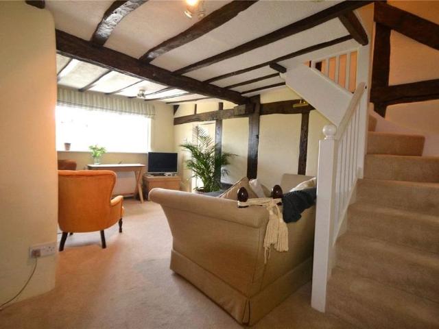 2 bedroom terraced house to rent