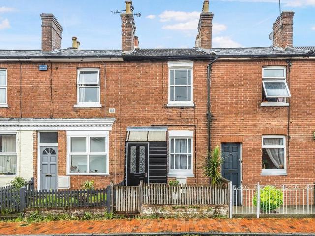 2 bedroom terraced house to rent