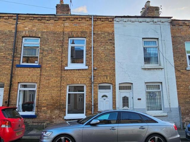 2 bedroom terraced house to rent