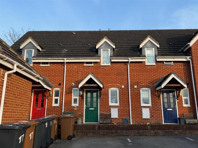 2 bedroom terraced house to rent
