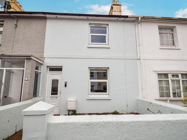 2 bedroom terraced house to rent