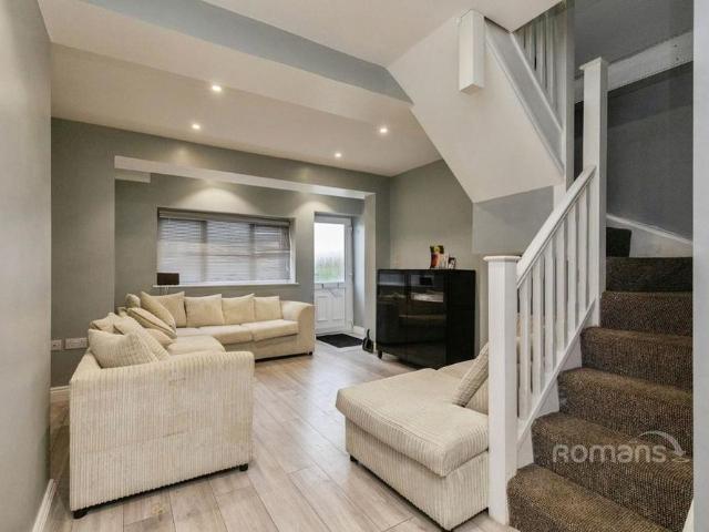 2 bedroom terraced house to rent