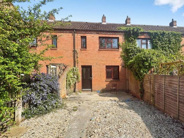 2 bedroom terraced house to rent