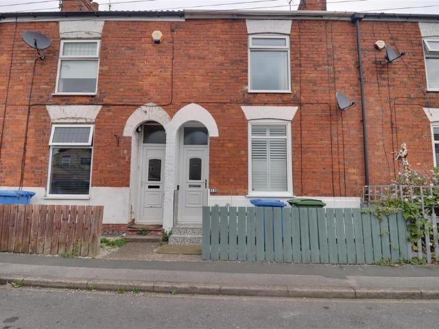 2 bedroom terraced house to rent