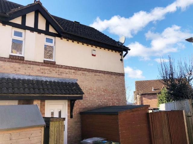 2 bedroom terraced house to rent