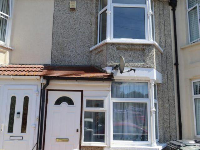 2 bedroom terraced house to rent