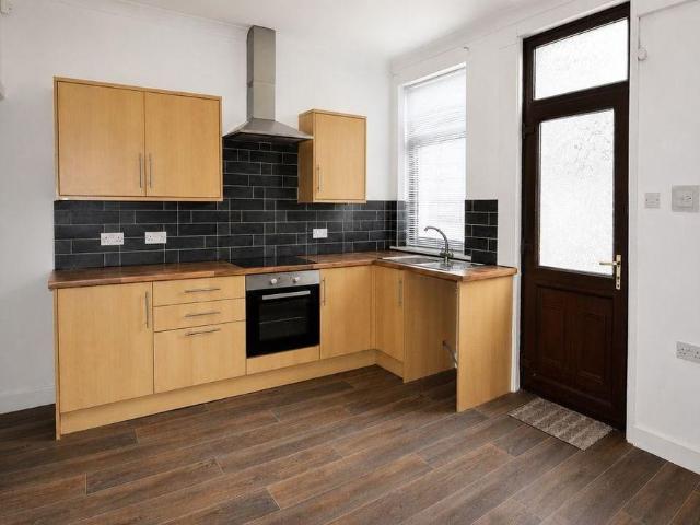 2 bedroom terraced house to rent