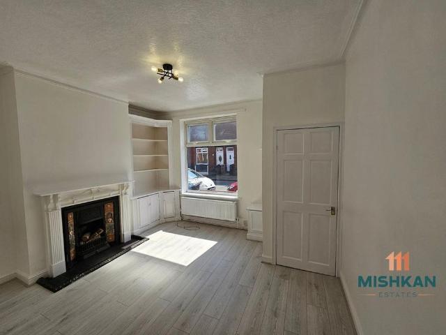 2 bedroom terraced house to rent