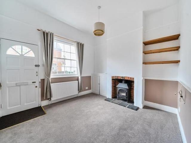 2 bedroom terraced house to rent